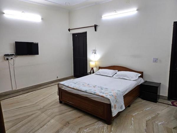 Raghuvansh Cottage Stay - Gurgaon