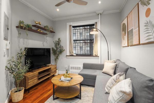 Trendy Nyc Stay Close To It All - New York