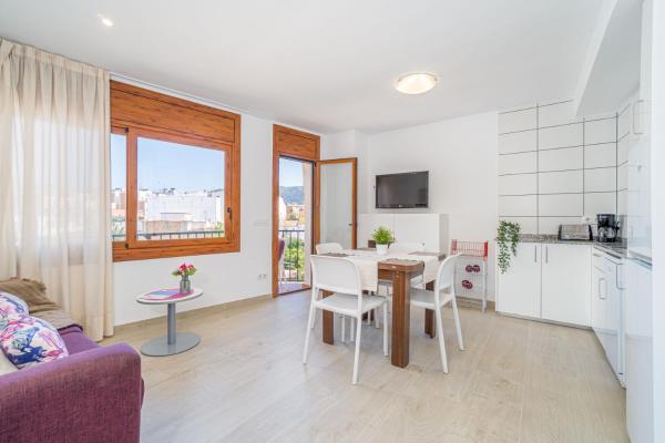 Apart-rent Apartament Av Rhode 1º 2009 - Roses