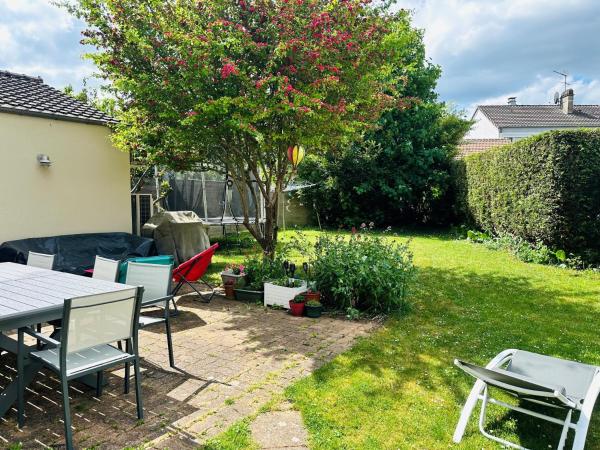 Pavillon Familial Avec Grand Jardin - Versailles