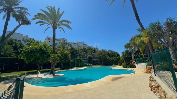 Puerto Banús - Pools & Beach Walk - 巴努斯港