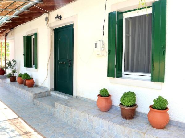 Stathis & Maria's Traditional House - Lefkada