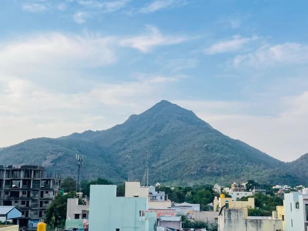 Yogi Ram Guest House - Tiruvannamalai