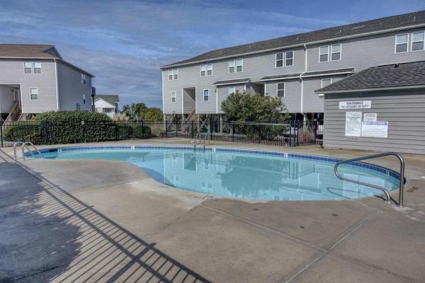 Turtle Cove 134 | Community Pool And Beach Access - Surf City, NC