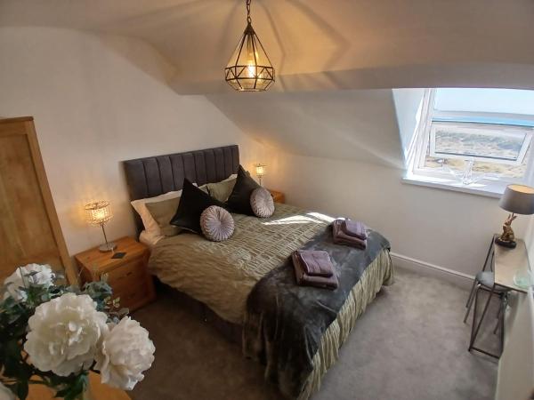 Seashell Apartment - Barmouth