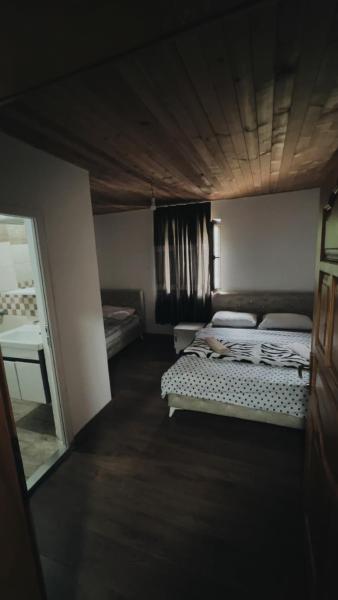 Rosi Peak Guesthouse - Valbona