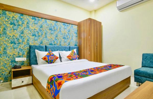 Hotel Boston Mathura Near Janambhoomi Mathura - Luxury With Affordable Price - Vrindavan