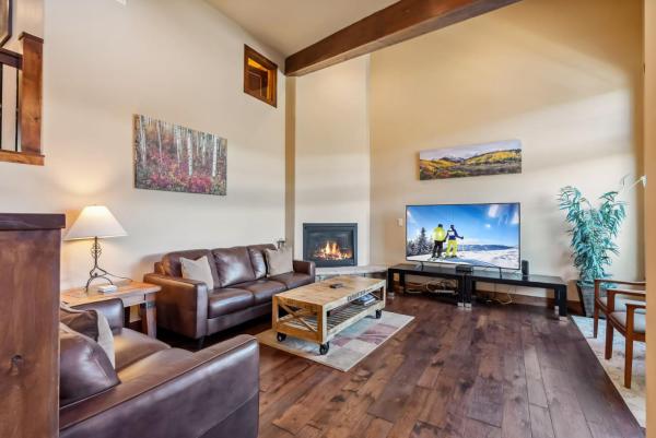 Spacious Ski Townhome With Game Room Fun - Breckenridge, CO