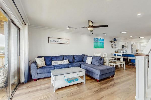 Commodore's Landing 237 - Fort Walton Beach, FL