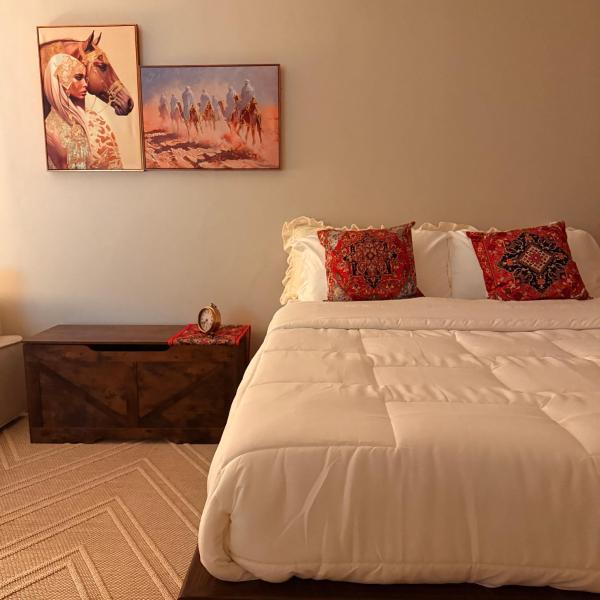 Modern Arabian Charm Studio - Self Check In- استديو غرفة بجلسة جانبية بطابع سعودي- تسجيل دخول ذاتي - Riyadh