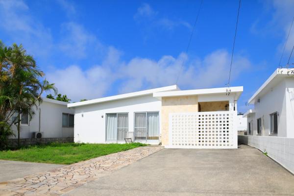 Garage Hotel Okinawa - 糸満市