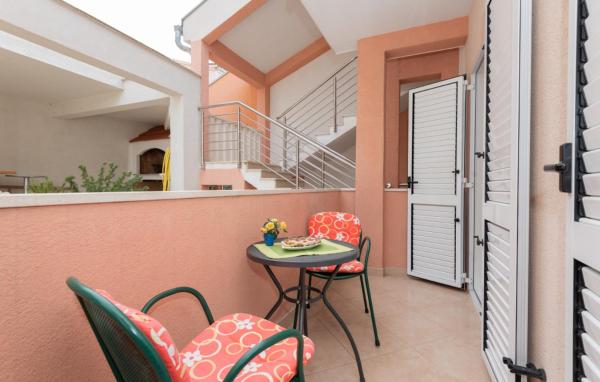 Apartman Erstic 3 - Baska Voda By Villas Guide - Brela