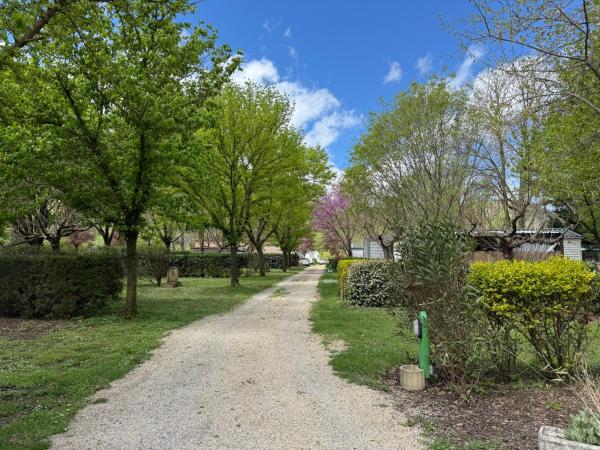 Camping Le Clocher De Neyran - France