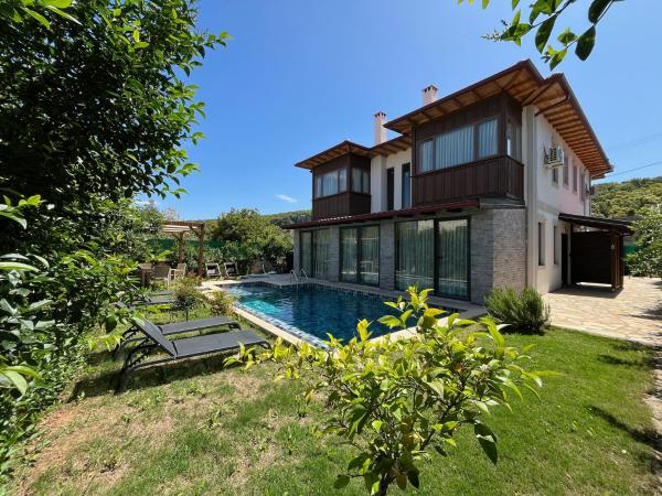 Derya Beach Agullu Villa 4 - Kaş