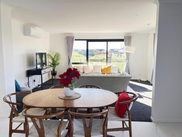 Parkside Retreat Spanking New 5 Bedrooms 3 Baths - Cambridge