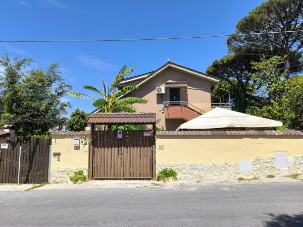 Villa Rimini - Seaview & Roman Holidays Apartments - Garden&beach 300mt - Aprilia