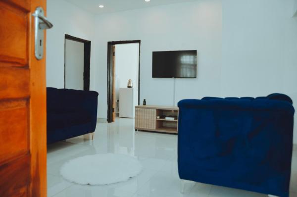 Smooth Apartments And Tours - Victoria Falls