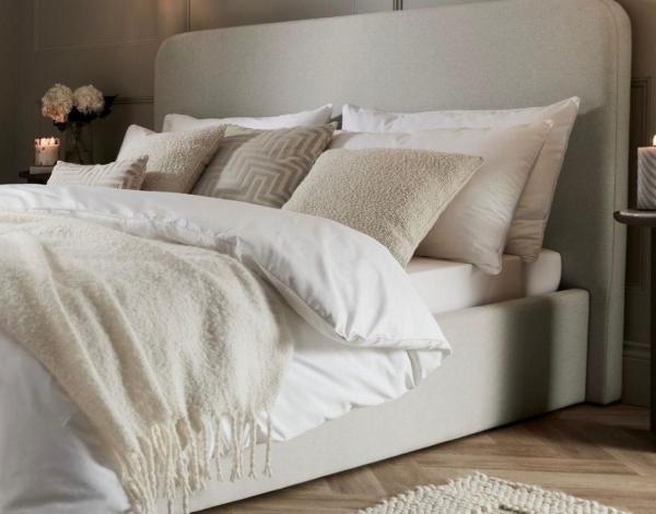 Chelsea Living Apartment - Harrow