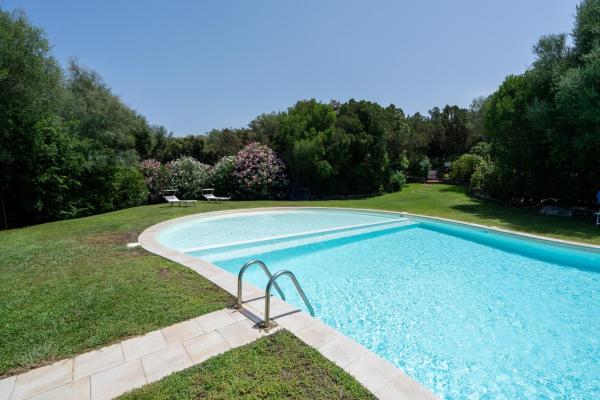 Porto Rotondo Centro, Elegante Loft Con Piscina - Golfo Aranci