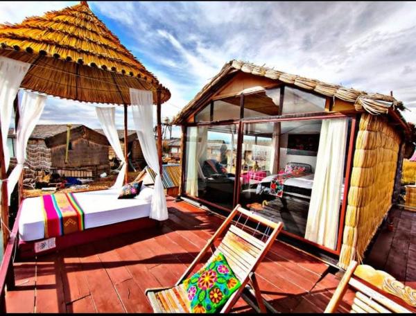 Titicaca Uros Floating Lodge - Puno