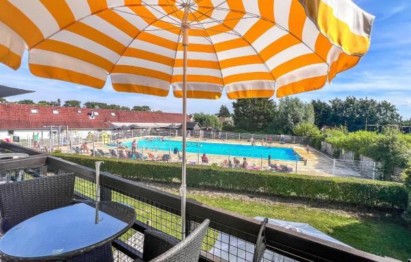 Awesome Apartment In Bredene - United Kingdom