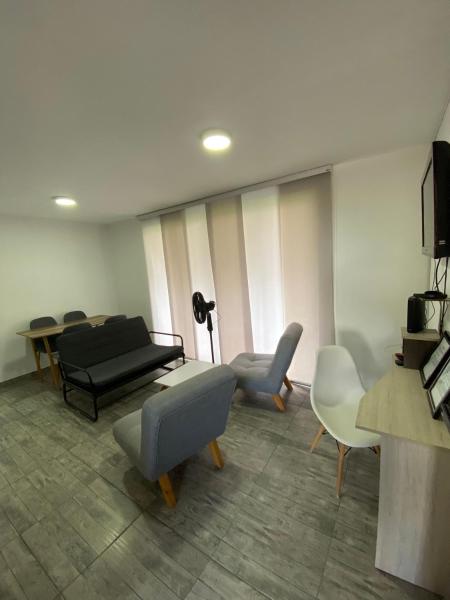 Entire Home In Business Luxury Chipichape - Yumbo