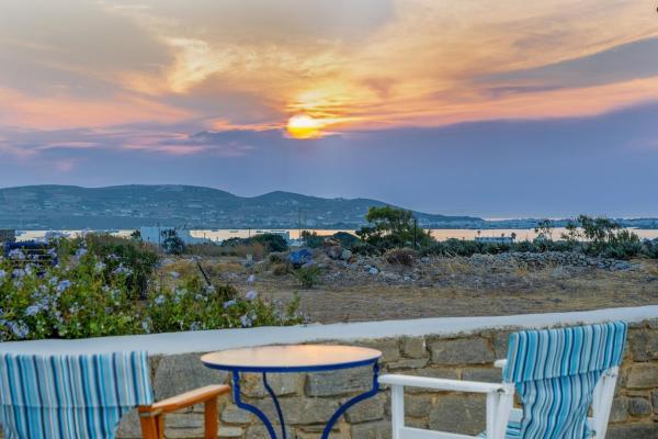 Charming Island Retreat - Antiparos