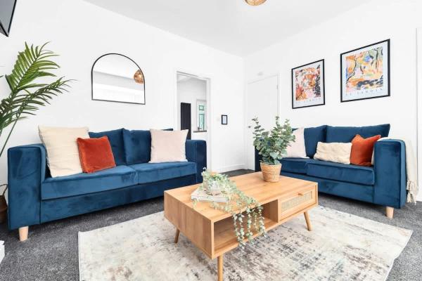 New Stanley House - Stunning 2 Bedroom House - Stoke-on-Trent