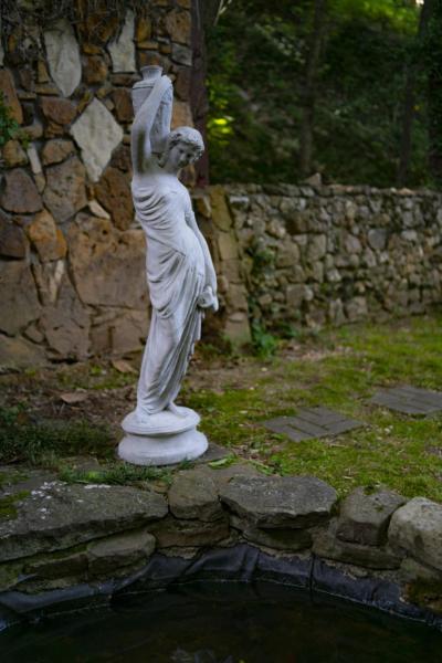 66 Center - Carriage House - Eureka Springs, AR