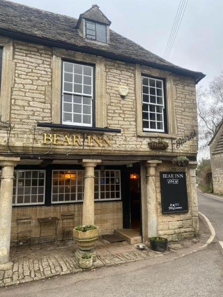 Bear Inn - Stroud, UK
