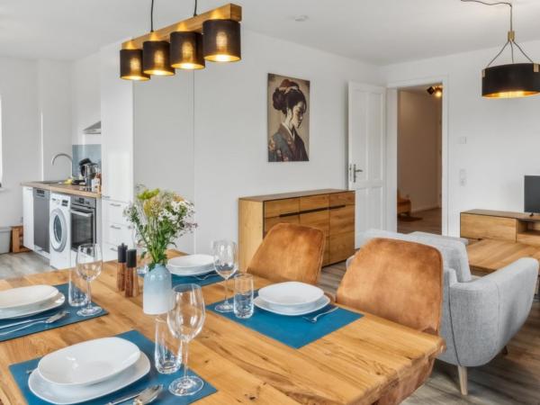 Familienfreundliches Apartment Zwischen Potsdam Und Berlin Für 2-4 Personen - Parkplatz - Balkon - Voll Ausgestattete Küche - Wlan - Ferienwohnung Nebelwiesen Stahnsdorf - Stahnsdorf
