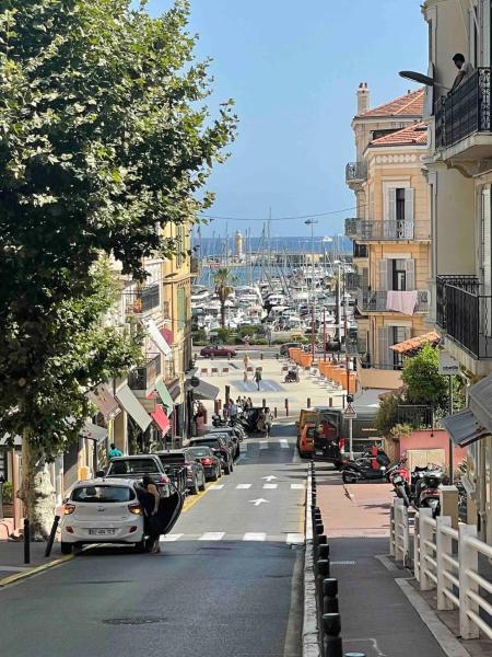 Cannes - Forville- 6 Personnes - Théoule-sur-Mer