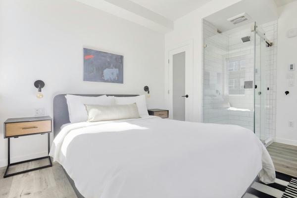 The Boylston Hotel Capitol Hill, Sonder By Marriott Bonvoy - Bainbridge Island, WA