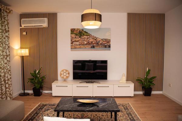 Nomad Duplex Apt Tirane - Albania