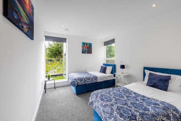 Free Parking, Centre Of Edgware - Harrow
