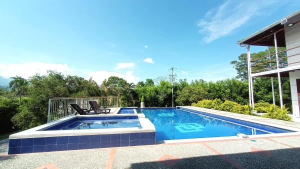 Villa Lore, Descanso Cafetero - Armenia