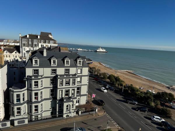 West Rocks Townhouse - Eastbourne