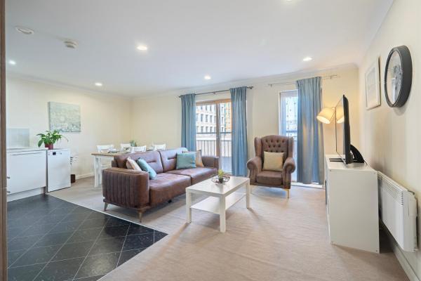 By The O2 Academy - 2 Beds 2 Baths & Central Birmingham - Aston University Main Building