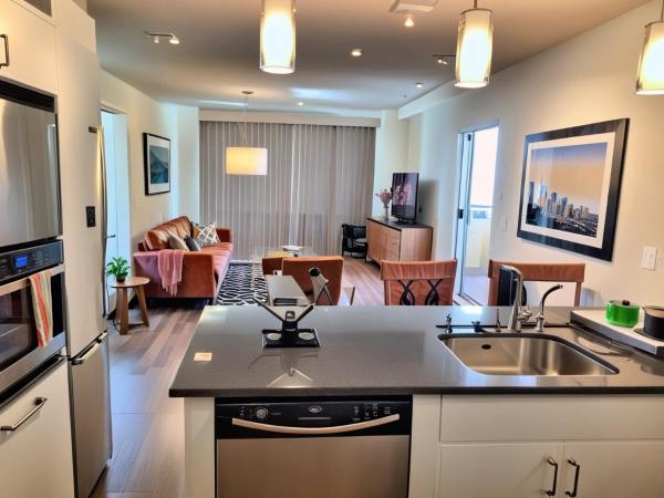 Modern Venice Beach Stay - Walk To Marina & Boardwalk - Los Angeles, CA