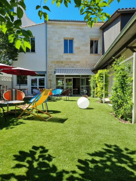 Bloom Hostel Bar & Garden - Bordeaux
