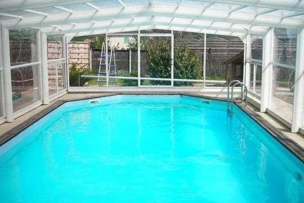Chalet Charmant Avec Piscine Partagée à Eymet - Dordogne