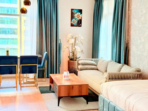 Best Place Holiday Home Ii Free Parking - Ajman