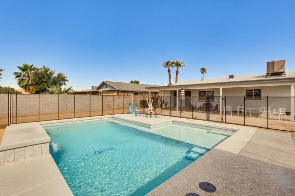 Cozy On Cactus - Phoenix, AZ