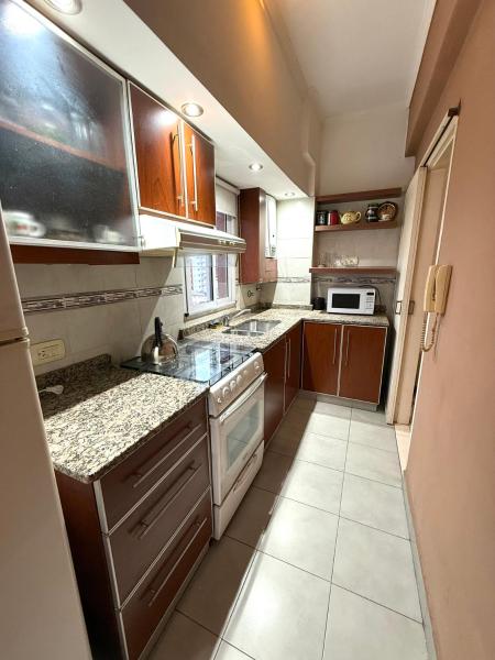 Amplio Departamento Zona Centro-sur De Santa Fe Capital - Santa Fe