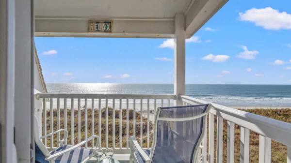 *2br Oceanfront Retreat*king Ensuite*pool*nmb Cherry Grove*pc4 - Sunset Beach, NC
