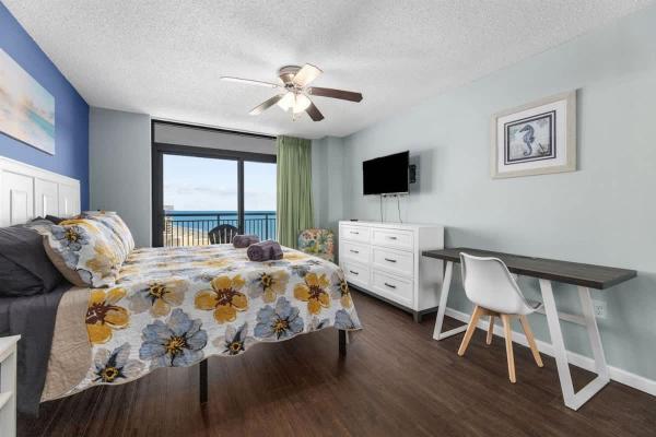 *Updated Family Beach Escape*pools, Hot Tubs, More - South Carolina