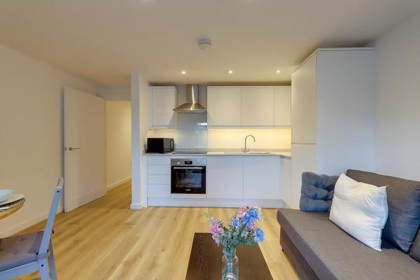 Seashells Central - Steyning