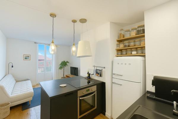 ÉLégant Cocon Avec Balcon à Deux Pas Des Vagues - Anglet
