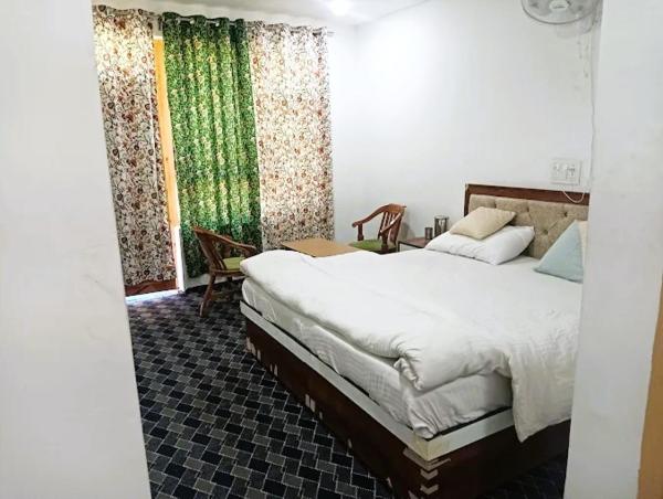 Zulfiqar Hotel & Restaurant - Kargil