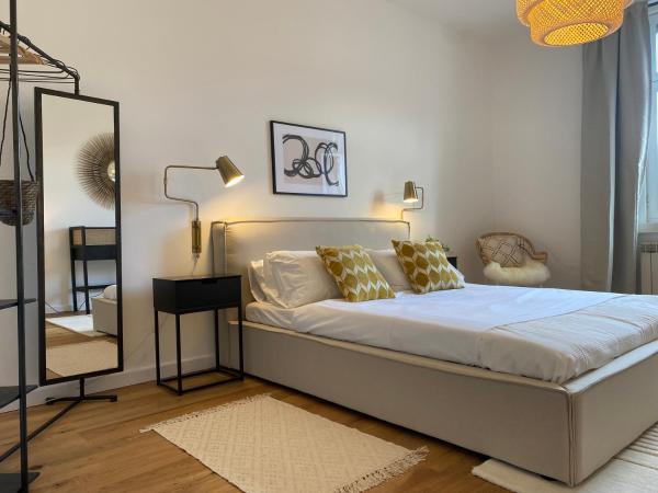 Dream Balcony At Piazza Del Perugino - Trieste